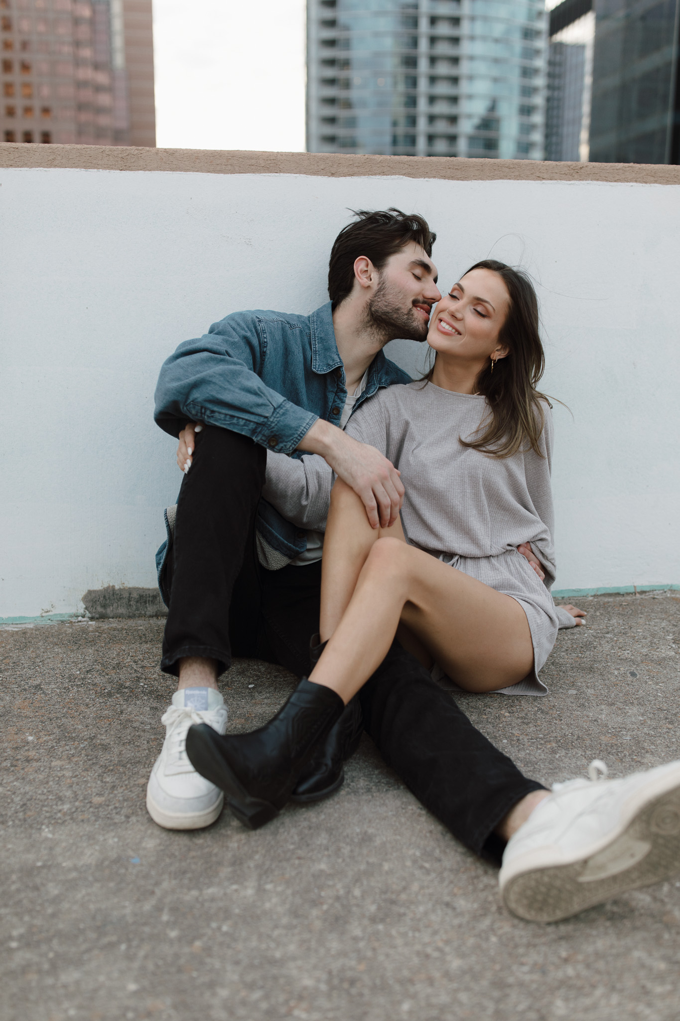 Austin Rooftop Couple Photoshoot - coletteelysephotography.com